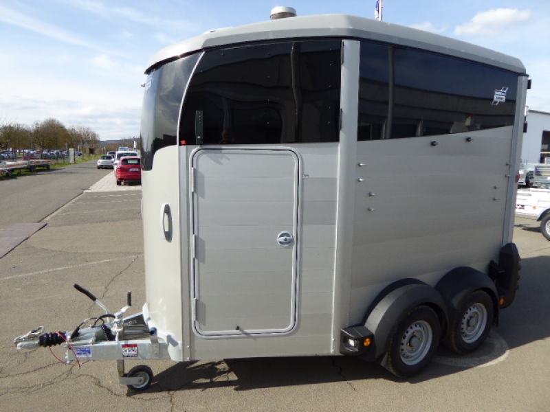 Ifor Williams HBX 506 Frontausstieg Heckrampe/-türe ALU 2,6 t ...